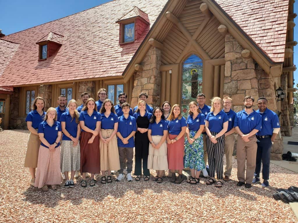 Meet our 2024 Totus Tuus missionaries! – Archdiocese of Denver